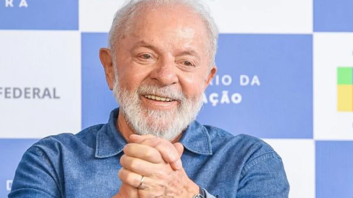 Escala 5x2? Governo Lula adota estratégia para ganhar protagonismo em ...