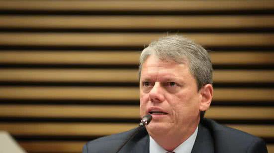 Tarcísio disse que Maduro sempre foi tratado como “companheiro, nunca ...