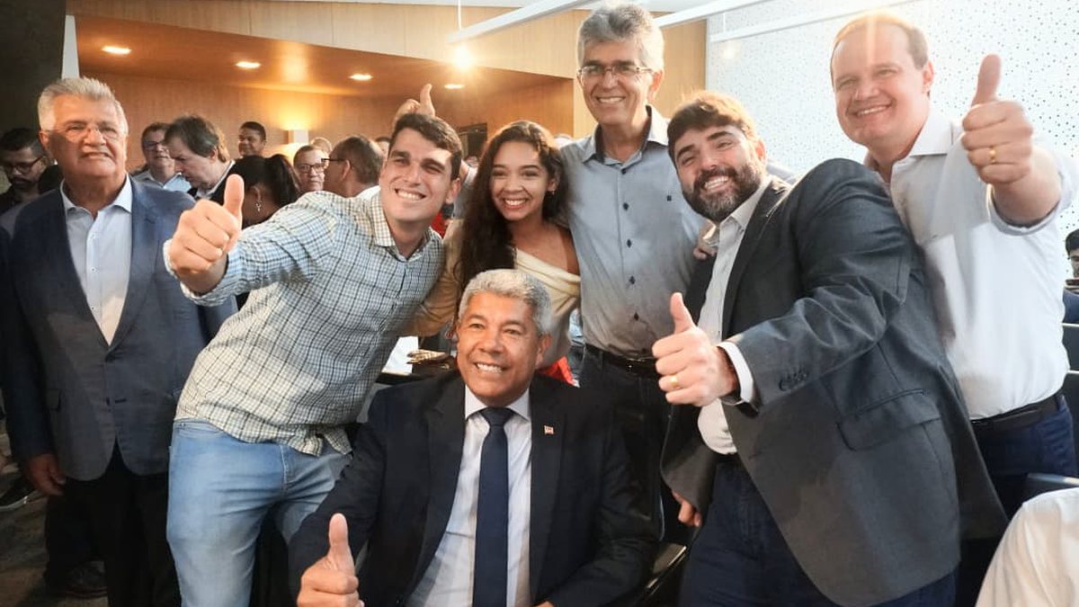 Jerônimo manda recado para prefeitos: “Para projeto bom não falta dinheiro”