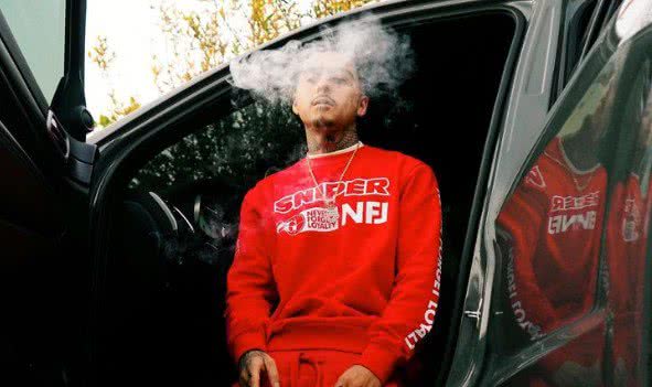 Rapper famoso é morto a facadas aos 22 anos: "Estou mais do que devastado"