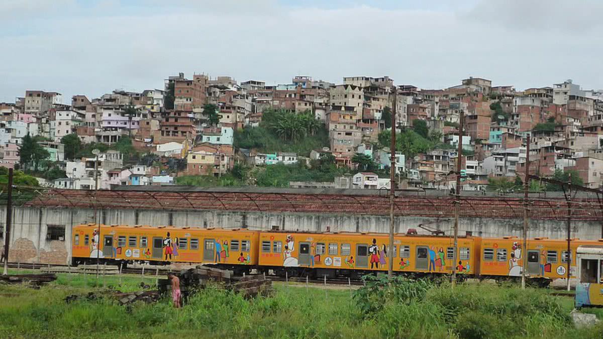 Após tiroteio, escolas suspendem aulas no Subúrbio de Salvador ...
