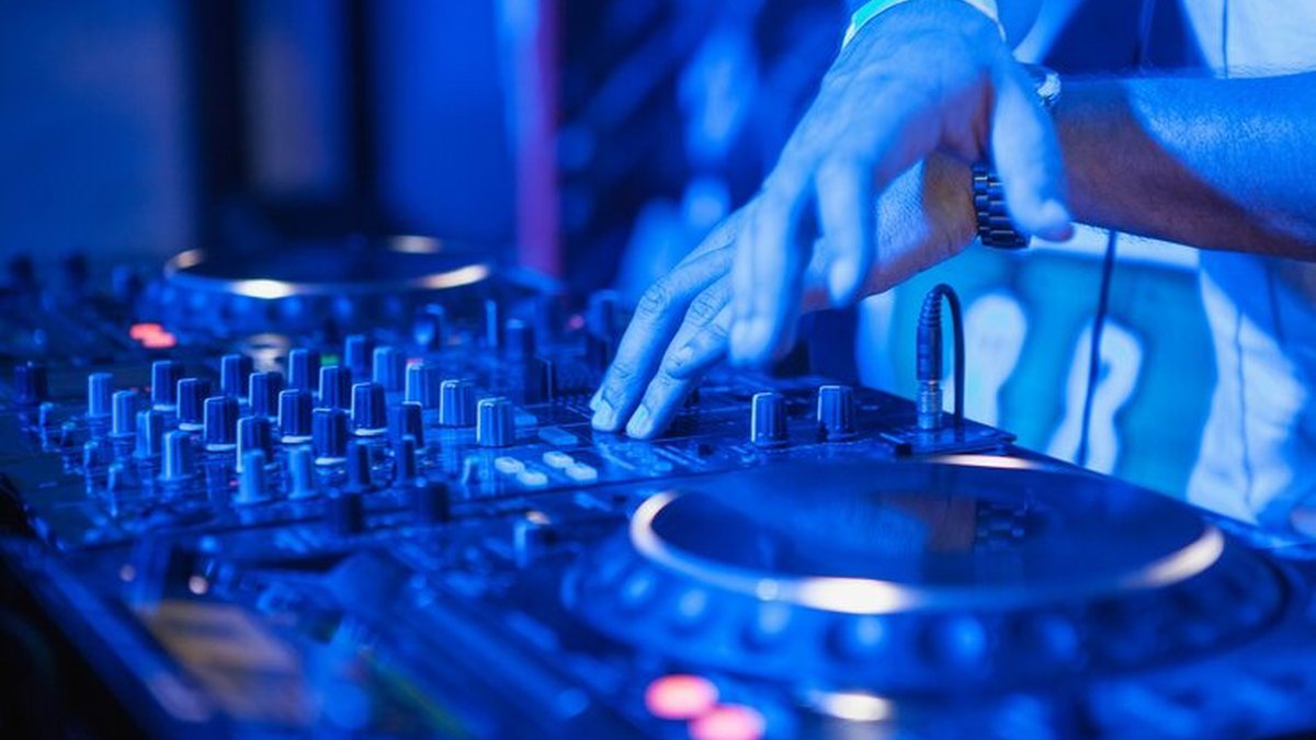 DJ brasileiro é anunciado como embaixador da COP 30; saiba quem