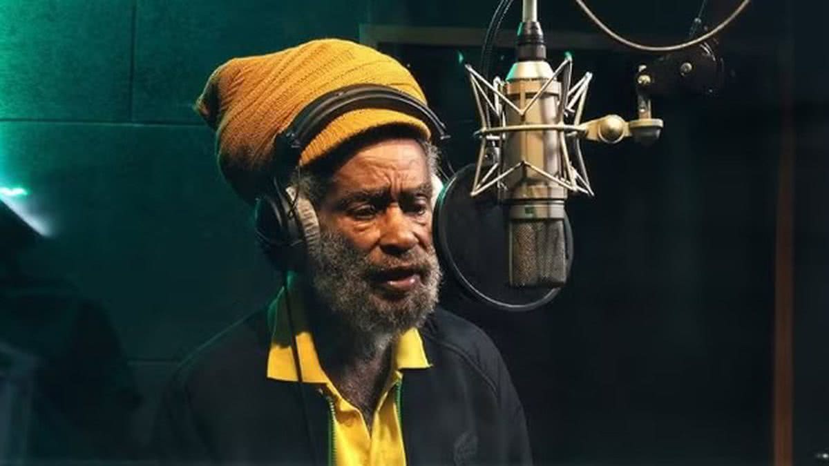 Ícone de reggae, Max Romeo morre aos 80 anos