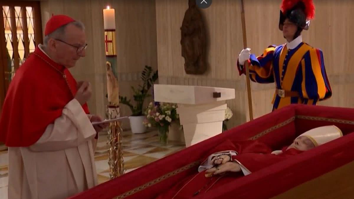 Velório do corpo do papa Francisco tem início na Basílica de São Pedro Velório do corpo do papa Francisco tem início na Basílica de São Pedro