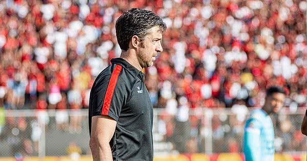 Burse admite vergonha com resultado, mas ressalta: ''Estamos na ...
