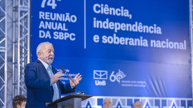 Como foi que Lula perdeu o dedo? Saiba a verdadeira história