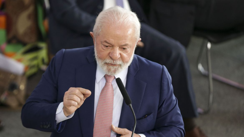 Ator de Hollywood diz que Lula partiu seu coração; entenda