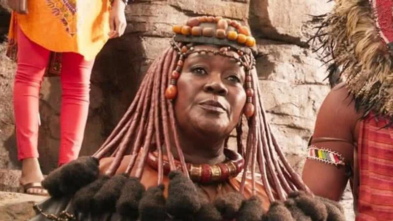 Atriz sul-africana de Pantera Negra morre aos 72 anos