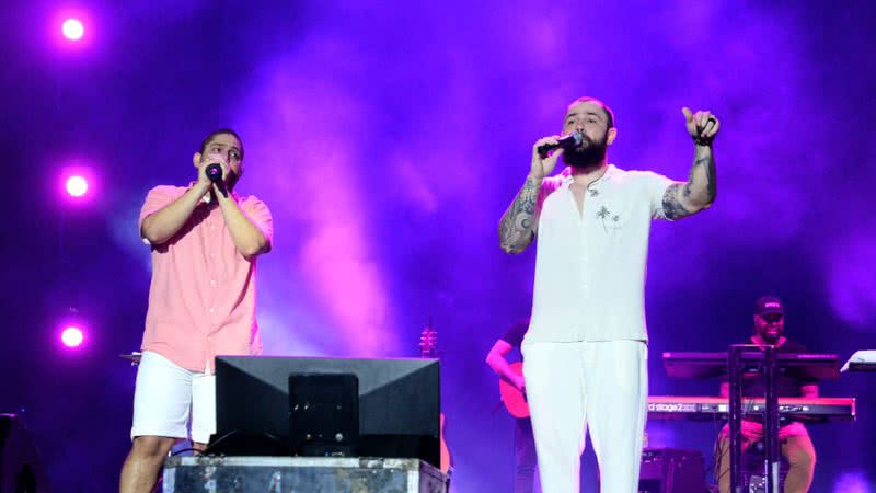 Virada Salvador: Com grandes sucessos, Jorge & Mateus emocionam público ...