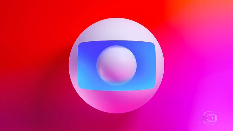 Protagonista de novela da Globo deixa web aquecida com clique de sunga ...