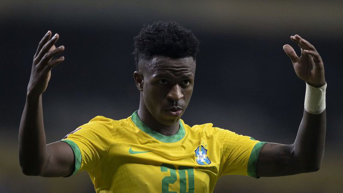 Vini Jr. surpreende e faz tatuagem gigante em homenagem a ídolos negros ...