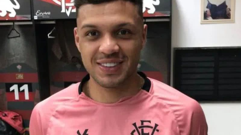 Após sair no BID, meia Daniel Jr é anunciado oficialmente pelo Vitória ...