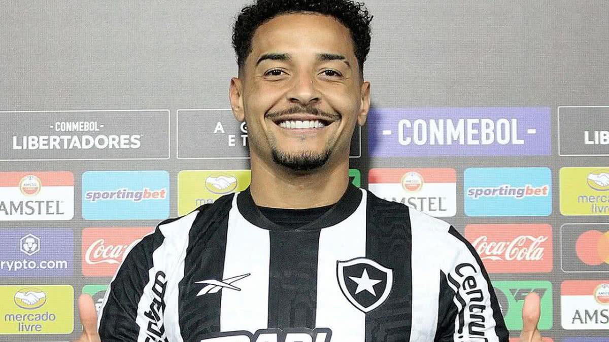 Volante ex-Bahia é apresentado no Botafogo e cita experiência de ter ...