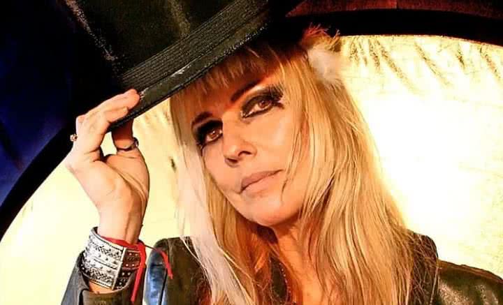 Busca: cantora Lilian Knapp