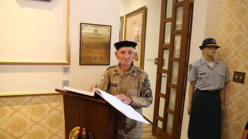 Comemoração histórica: Ex-sargento centenário da PM-BA conta como a ...