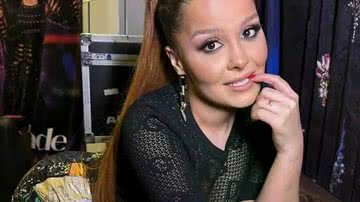 Vìdeo: Depois de aparecer bêbada em show, Maiara, da dupla com Maraisa ...