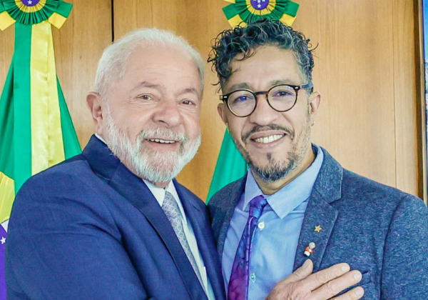 Lula celebra volta de Jean Wyllys: "Vamos defender juntos um país melhor"