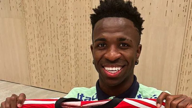 Vini Jr reúne todas as affairs durante festa de aniversário; veja fotos