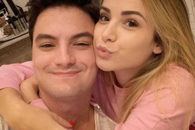 Felipe Neto parabeniza ex-namorada após vitória no Big Brother Portugal ...