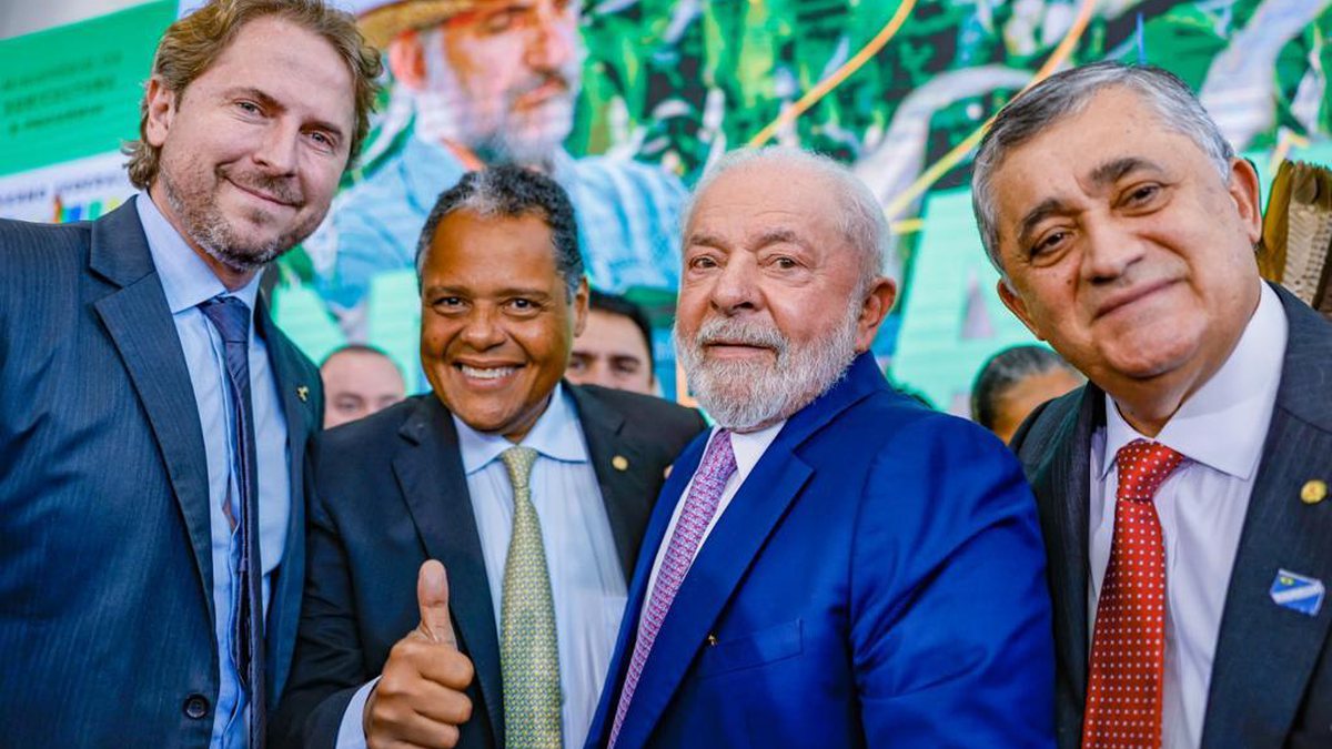 Antonio Brito assume "blocão" formado pelo PSD, MDB, Republicanos e Podemos