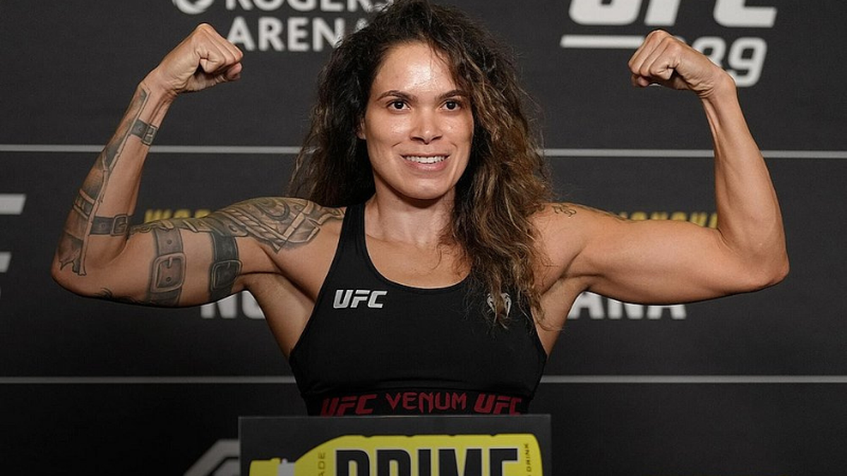 Amanda Nunes fará primeira defesa de cinturão dos galos após título ...