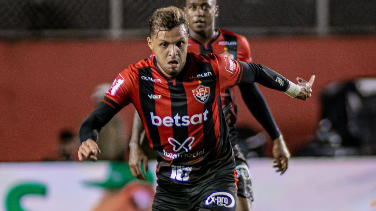 Daniel Jr se lesiona e desfalca Vitória contra o Juventude; saiba mais