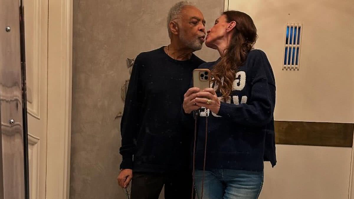 Flora Gil faz denúncia nas redes sociais e alerta fãs sobre turnê Tempo Rei