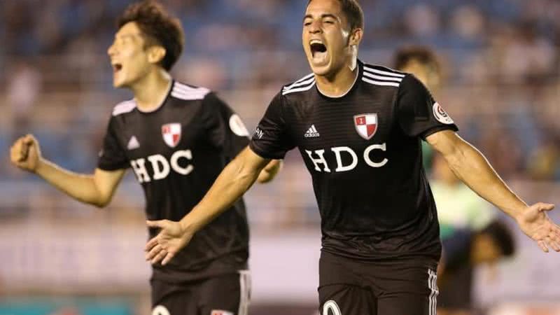 Ex-Bahia, Rômulo faz o gol da vitória do seu clube na luta pelo acesso ...