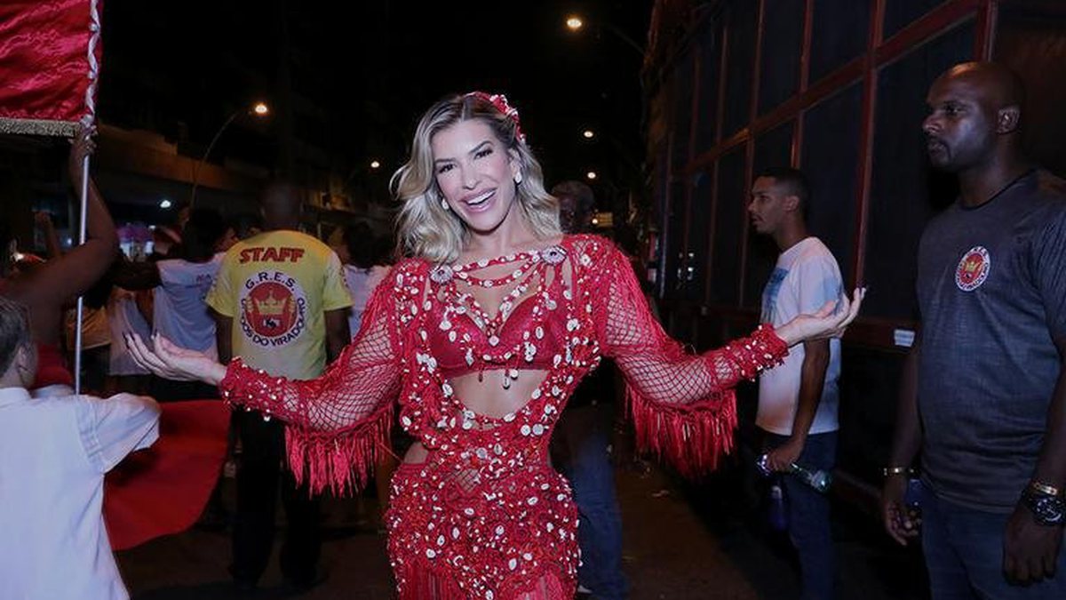 Campeã como musa, Lore Improta deve se tornar a nova rainha de bateria ...