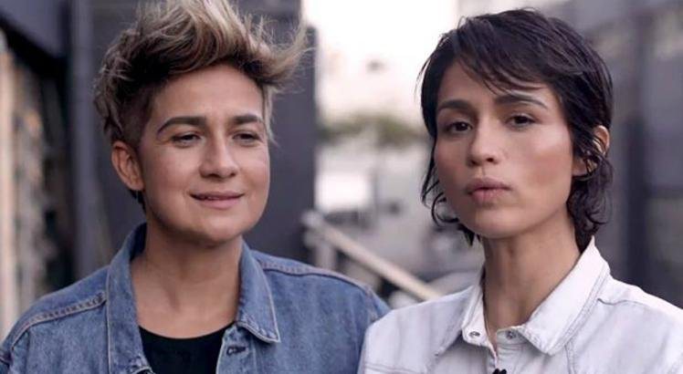 Nanda Costa e Lan Lanh publicam a primeira foto com as filhas gêmeas
