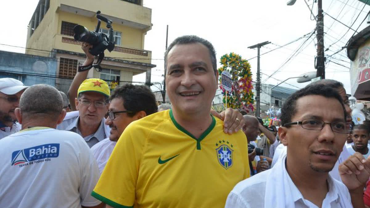 2 de Julho: Com camisa da seleção, Rui Costa diz não temer vaias