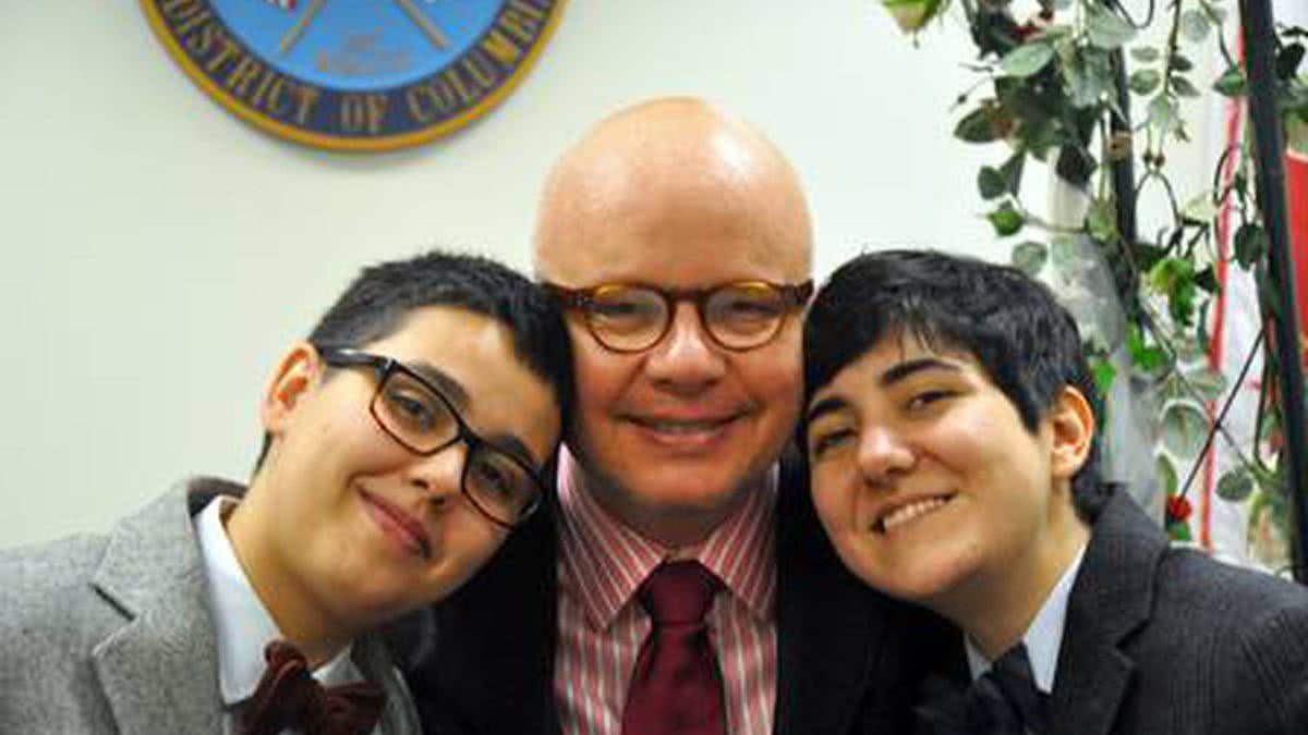 Marcelo Tas relembra professor Tibúrcio e fala de intimidades. Saiba