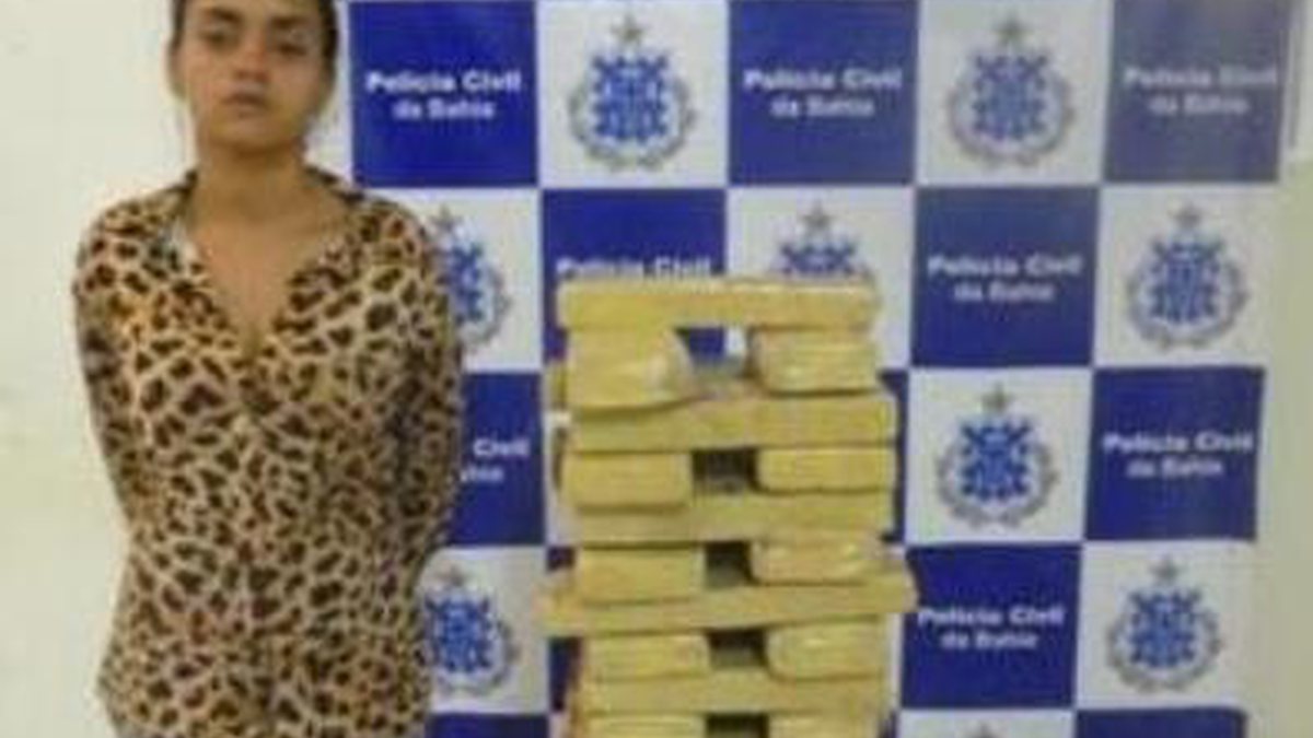 Mulher é presa com 25 kg de maconha na rodoviária de Conquista