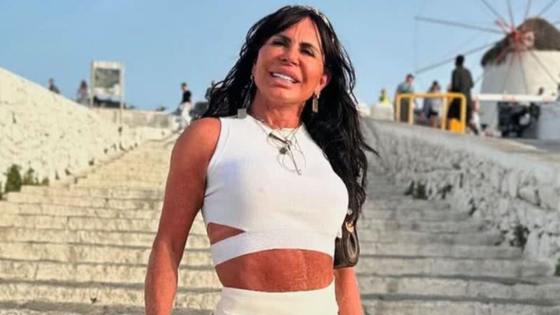Gretchen investe em novo visual e surpreende fãs; confira Gretchen investe em novo visual e surpreende fãs; confira