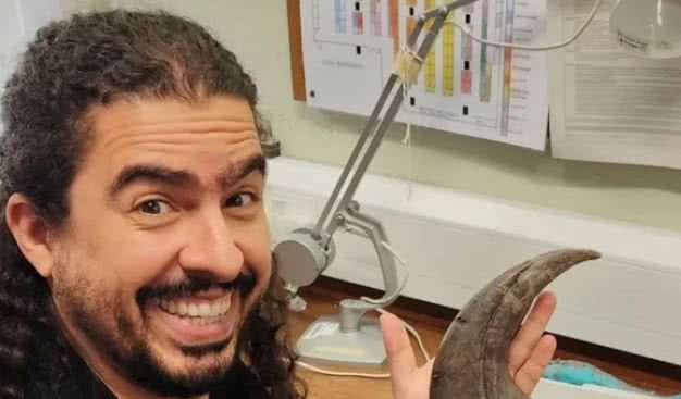 Famoso youtuber sofre AVC e amigos fazem vaquinha para ajudar familiares