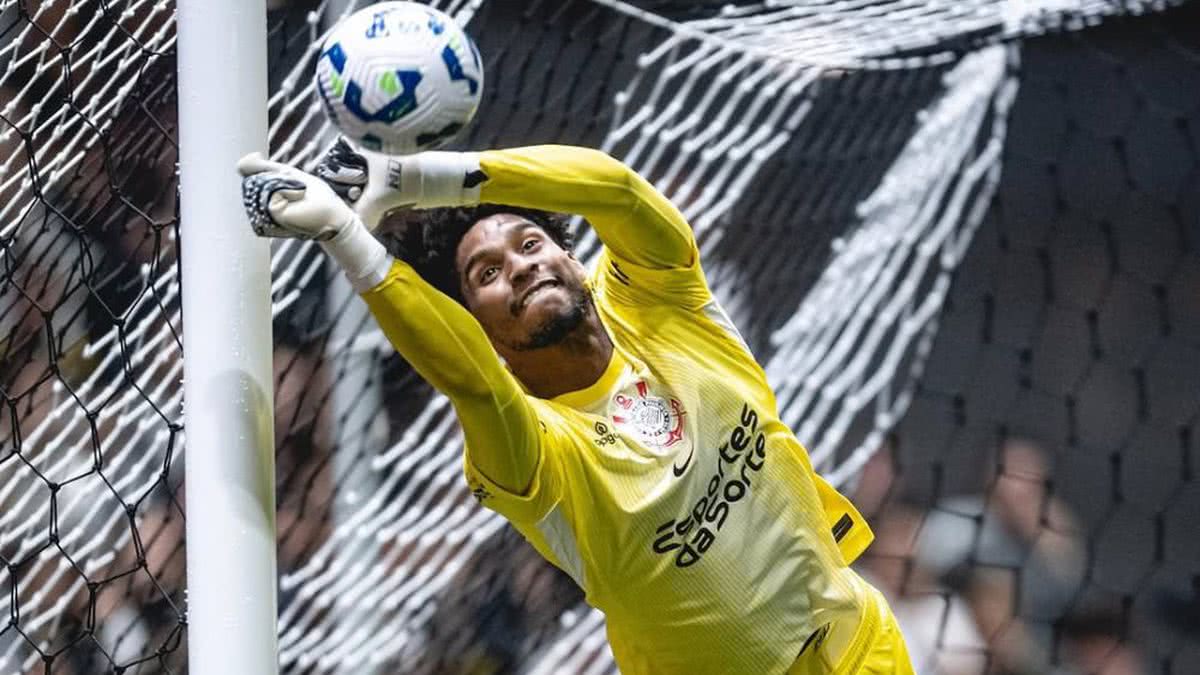 VÍDEO: Goleiro do Corinthians se emociona com convocação para a seleção ...