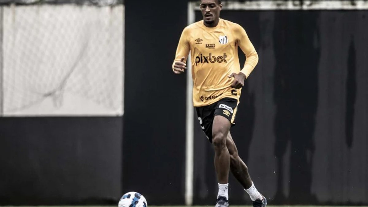 Zagueiro de clube da Série A recusa proposta do Vitória; saiba quem Zagueiro de clube da Série A recusa proposta do Vitória; saiba quem