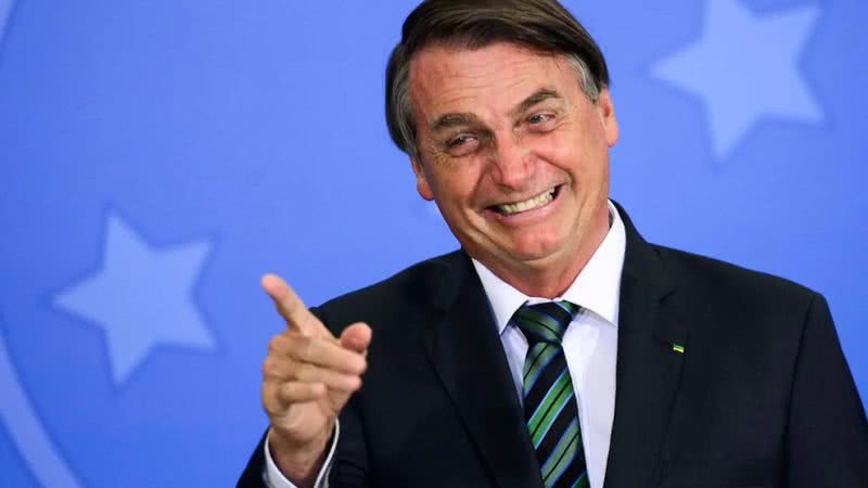 Vakinha? Bolsonaro revela quantia arrecadada no Pix após transferências ...