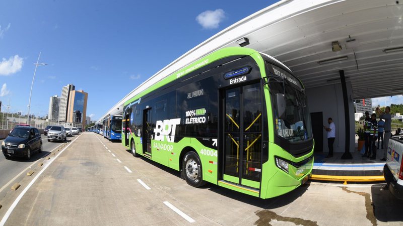 BRT transporta mais de 170 mil usuários no primeiro mês de operação