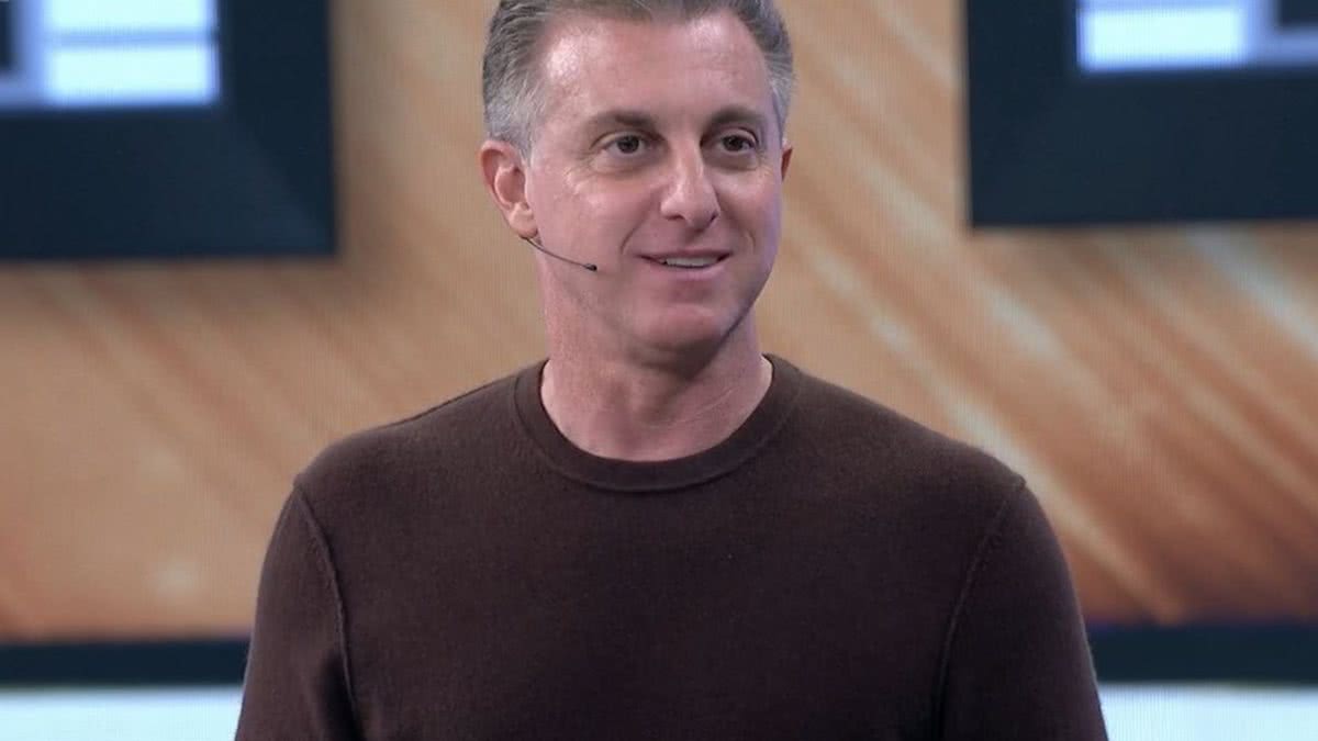 Cachorro de Luciano Huck dá prejuízo de quase R$ 5 mil à visita de ...