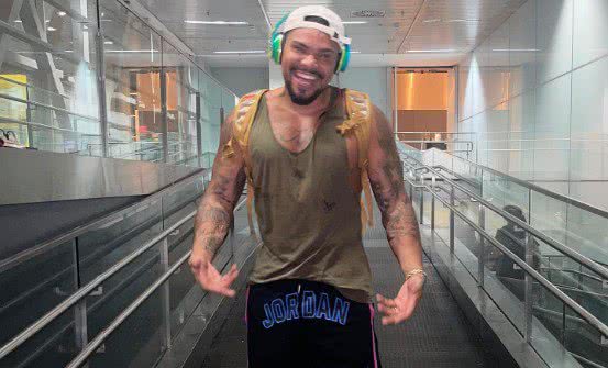 Naldo tem princípio de necrose no nariz após erro em cirurgia estética ...