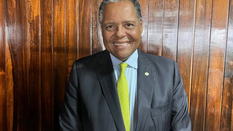 Direto de Brasília: Antônio Brito comemora aprovação da Bancada Negra ...