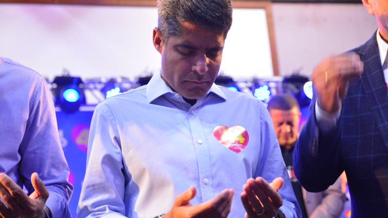 Deputado diz por que evangélicos são capazes de salvar ACM Neto de ...