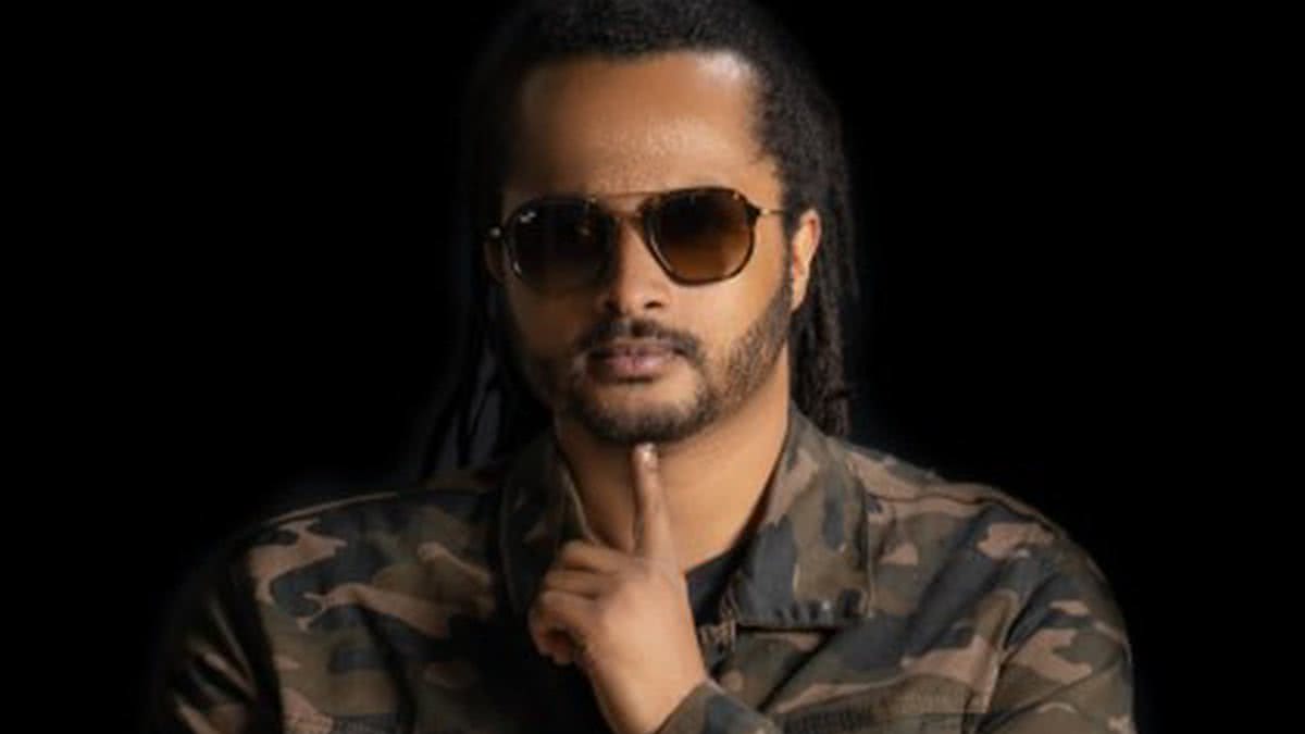 Cantor de reggae baiano, Isaque Gomes grava primeiro DVD em São Félix