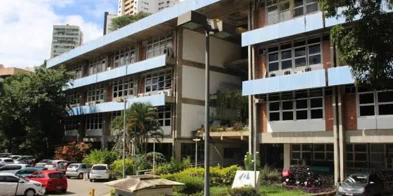 Escola de Administração da UFBA celebra 65 anos; confira programação