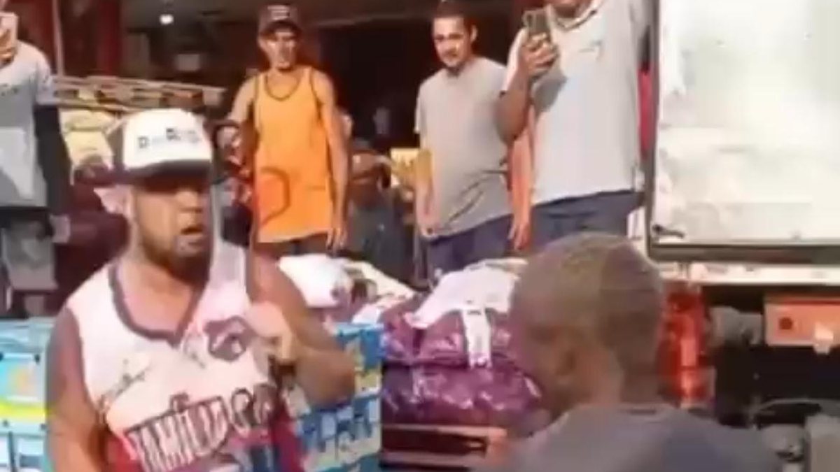 UFC Ceasa: Trabalhadores realizam lutas clandestinas na feira; veja vídeo