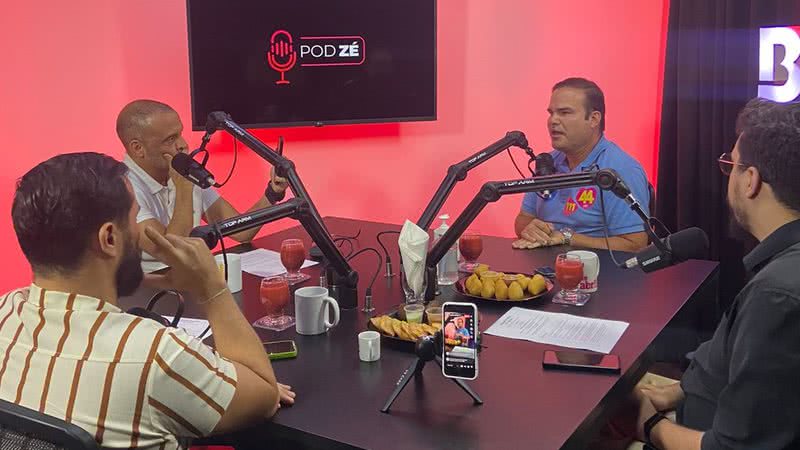 PodZé: Cacá Leão dá nota 7 para gestão de Rui Costa; assista