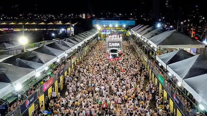 Carnatal começa vendas da edição 2022 e terá atrações como Anitta e Ivete