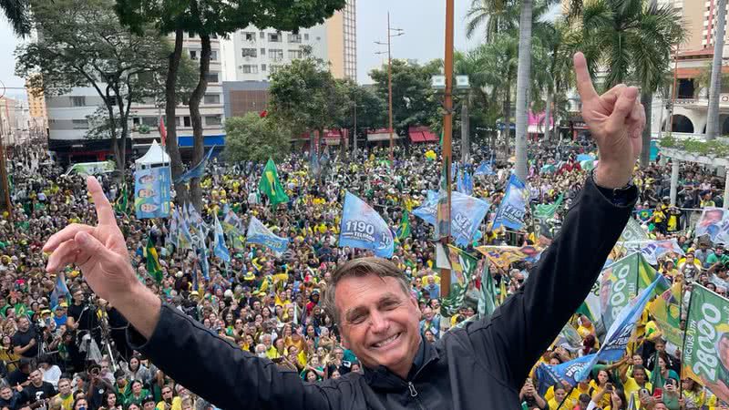Em comício no interior de São Paulo, Bolsonaro chama Lula de 'capeta ...