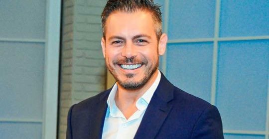 Luigi Baricelli surge com mudança radical no visual e impressiona ...